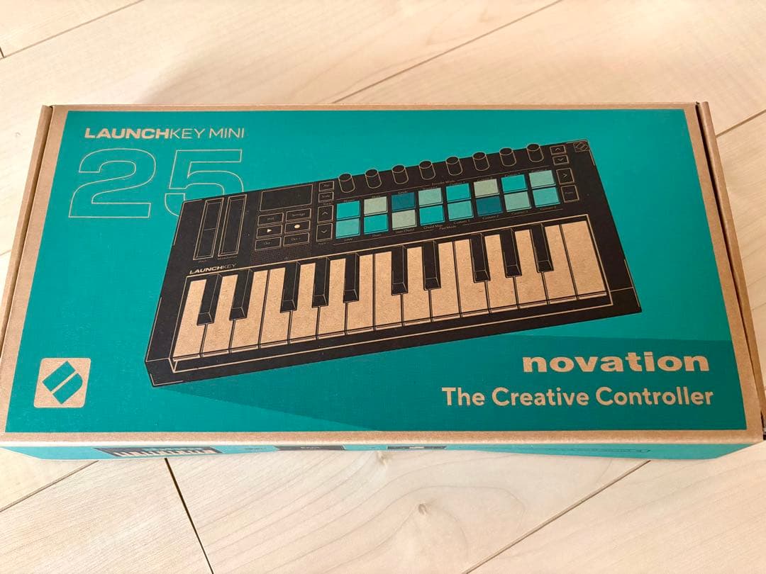 NOVATION LAUNCHKEY MINI 25 Mk4 MIDIキーボード