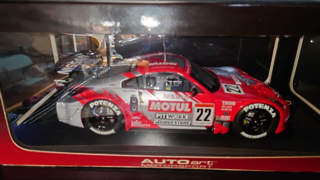autoart 1/18 日産 フェアレディZ MOTUL 2004