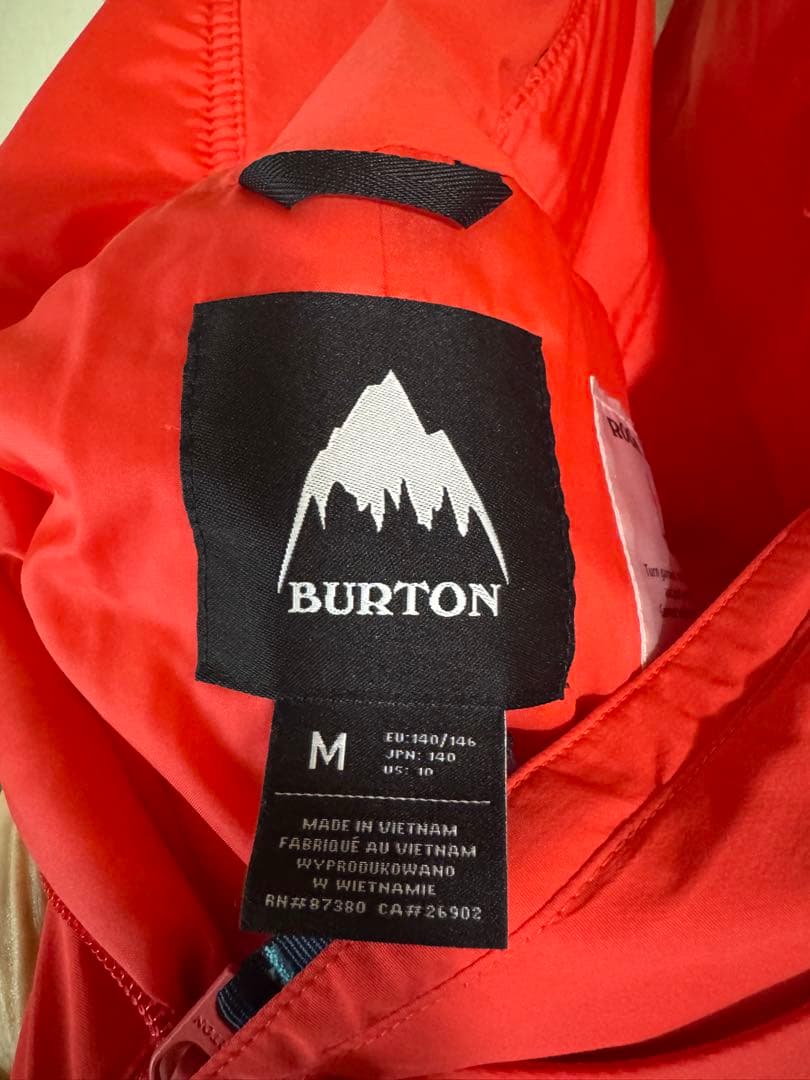 BURTON 子ども用 スノーボードウェア ジャケット＆ビブパンツ(セット)