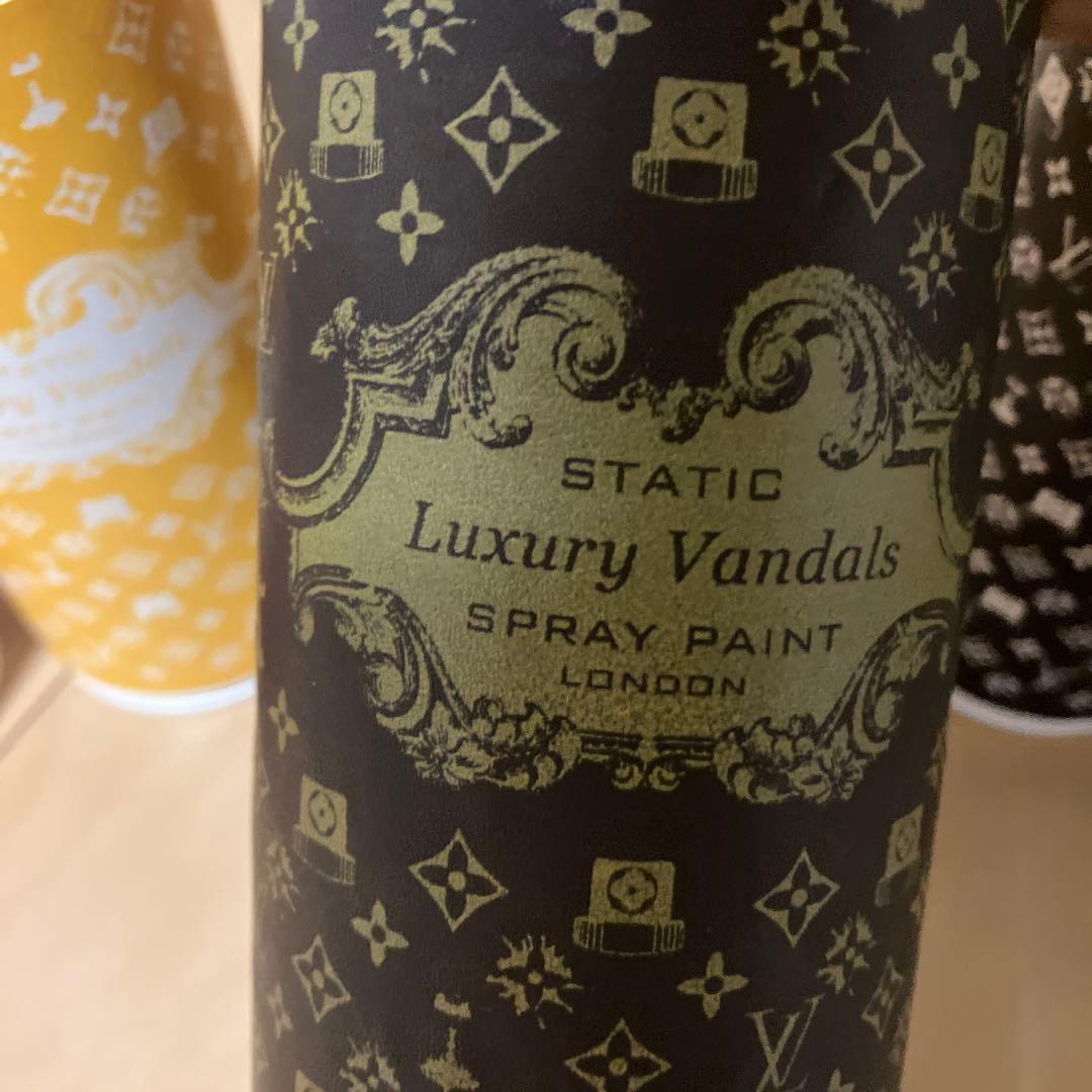m*p様 static luxury vandals spray can ルイヴ