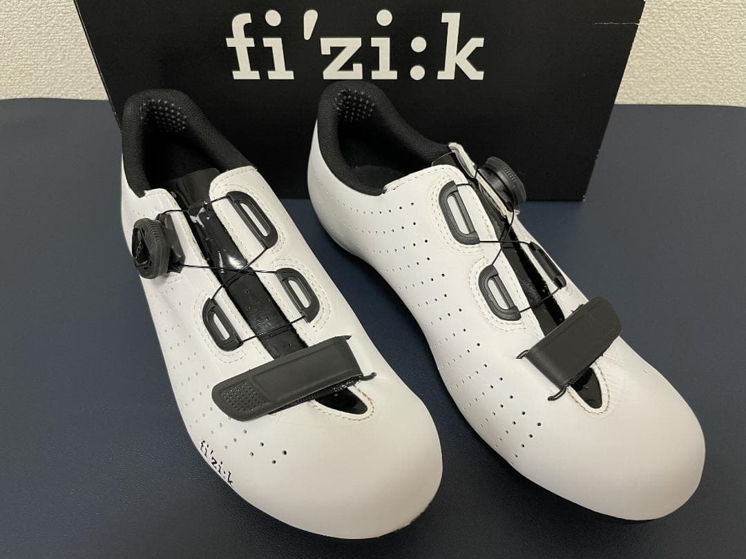 fizik フィジーク TEMPO R5 41EU 26.4cm ロードバイク