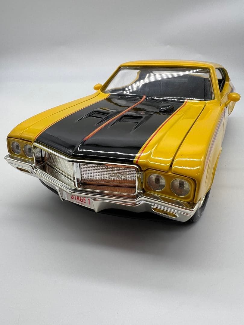 No396 NR様　2台まとめ売りミニカー1/18箱あり1970 BUICK