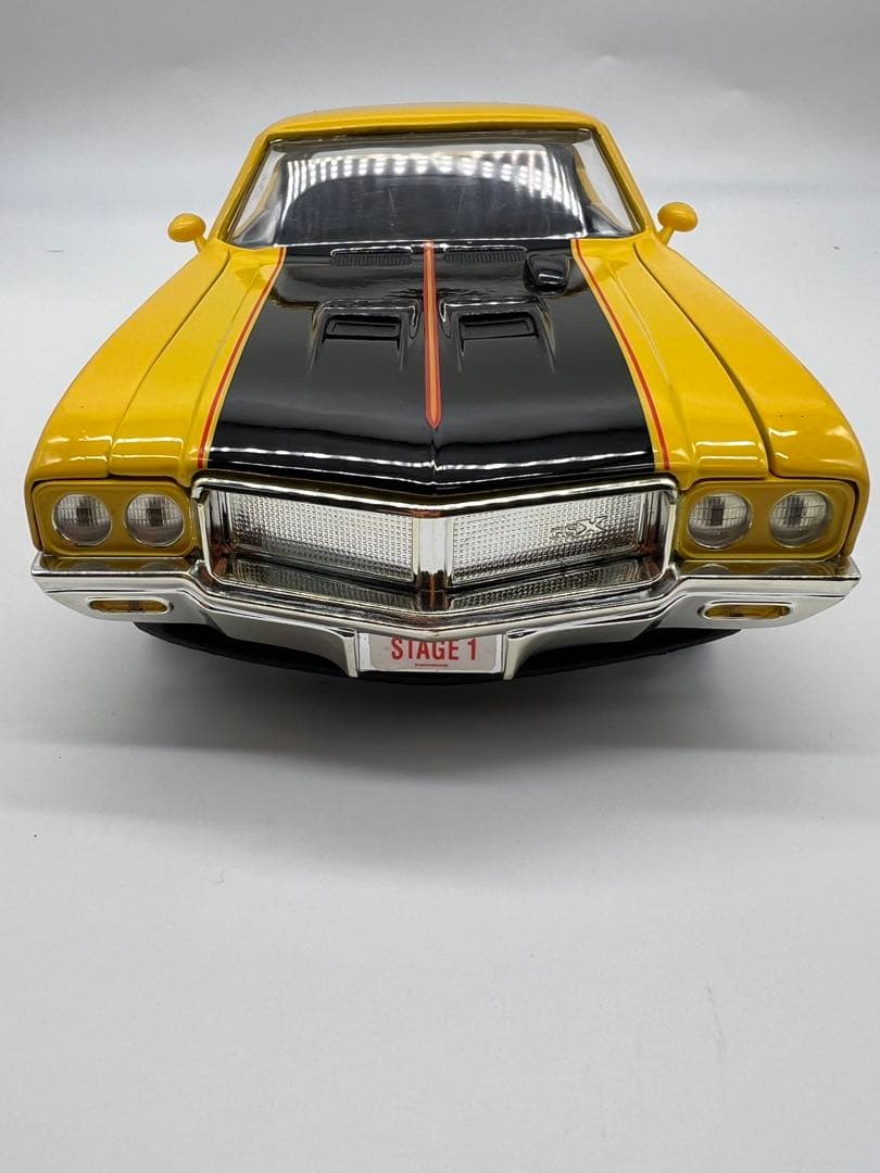 No396 NR様　2台まとめ売りミニカー1/18箱あり1970 BUICK