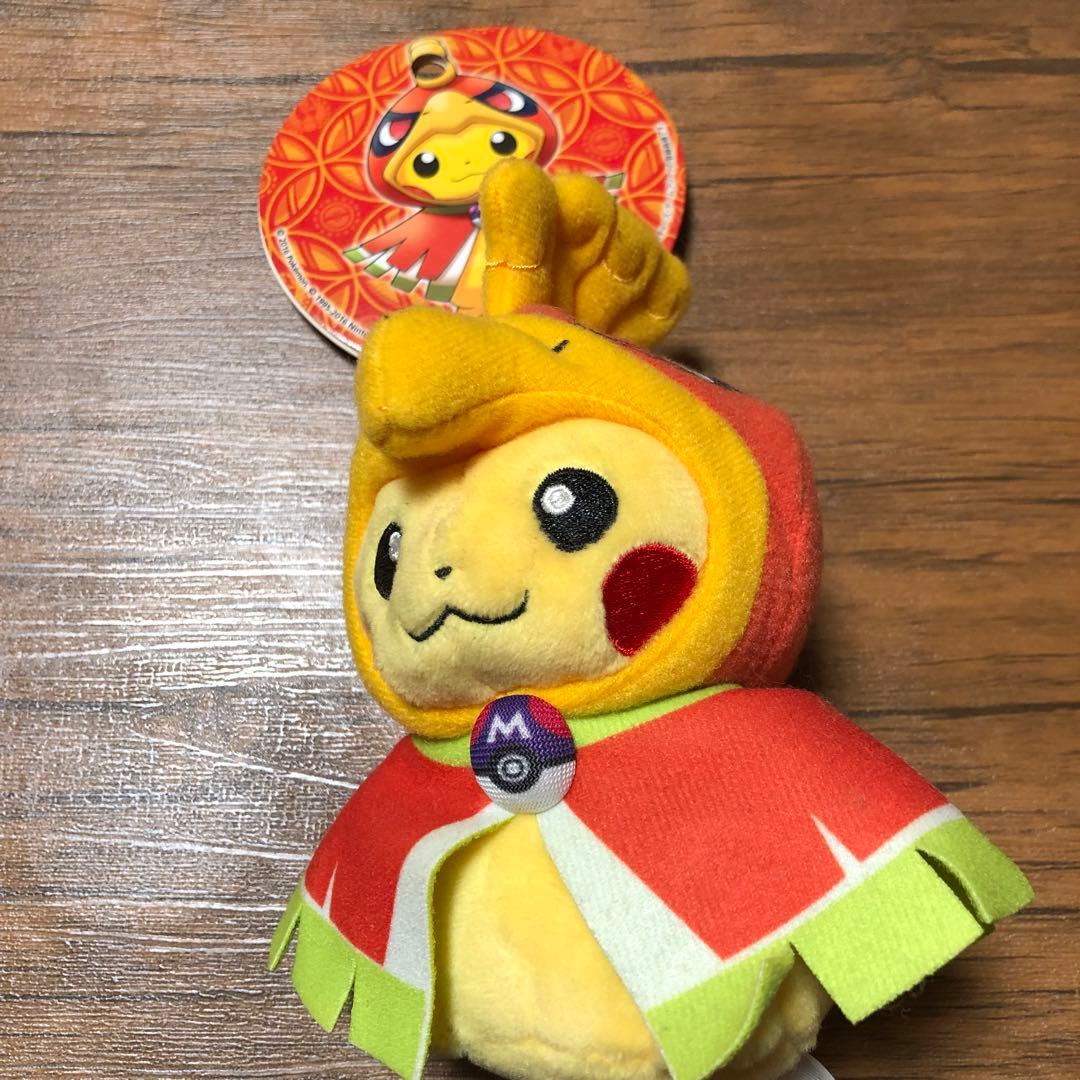 ポケモンセンターマスコット ホウオウのポンチョを着たピカチュウ ぬいぐるみ