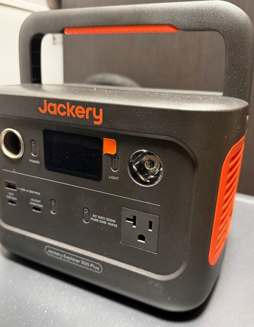 S*u様 Jackery Solar Generator 300Plus 40W