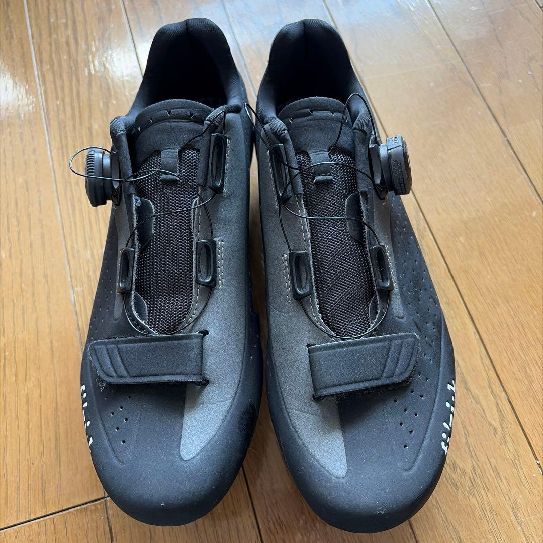 fizik tempo EUR 40 ビンディングシューズ