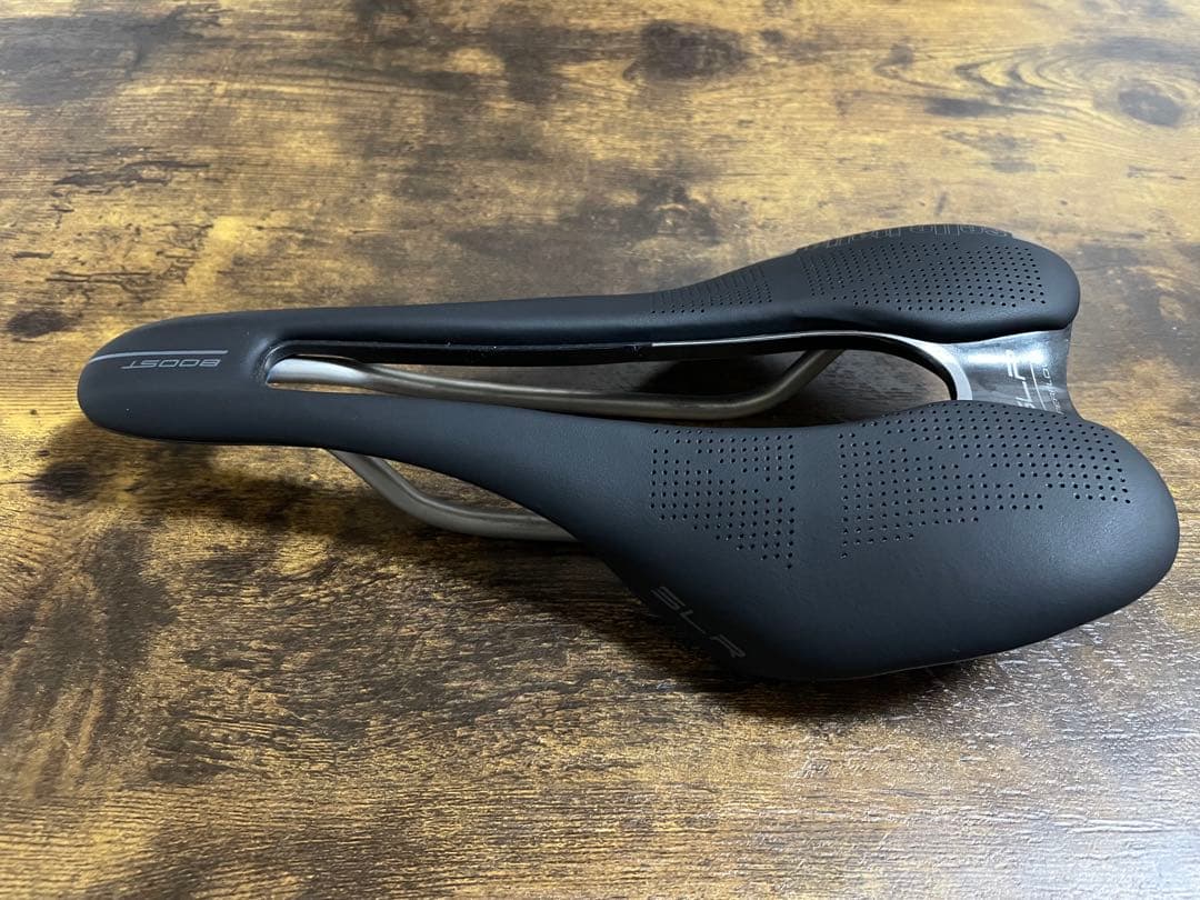 パーツ selle ITALIA SLR BOOST SUPERFLOW Ti316