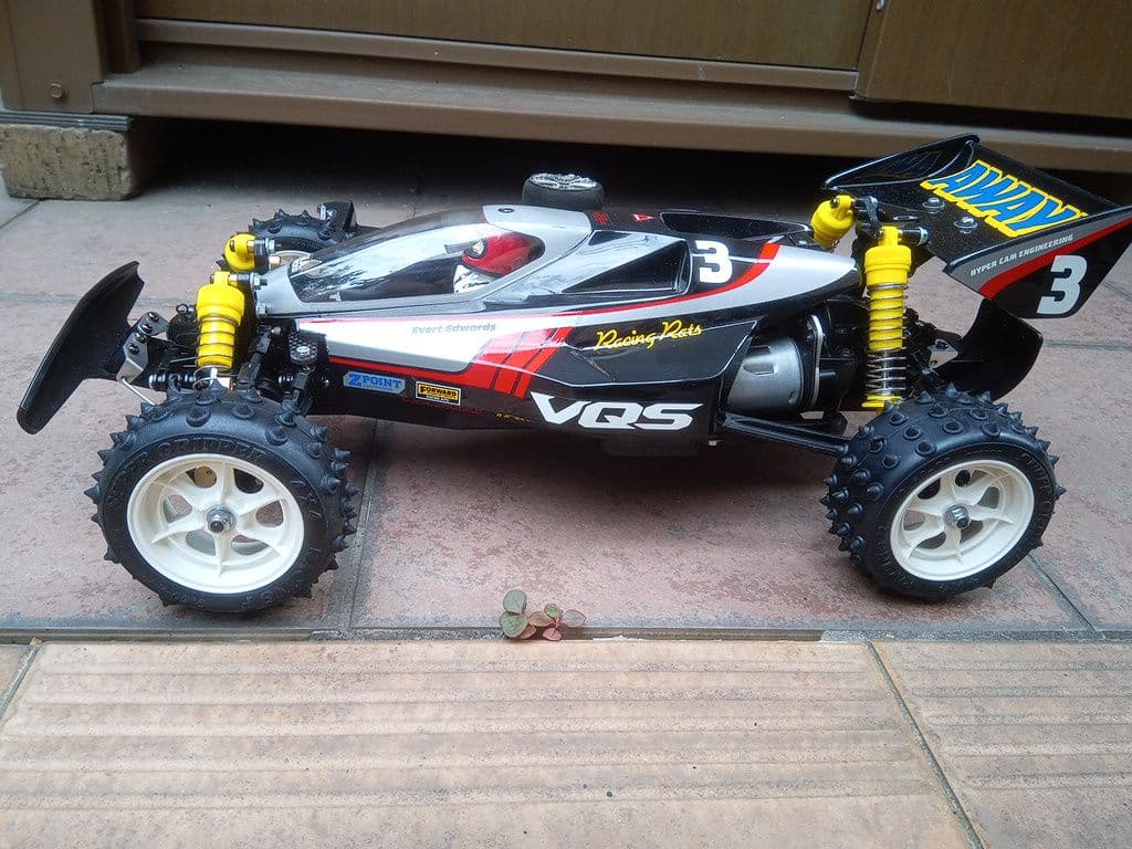 ラジコン VQS　2020　2.4GHz フルセット バンキッシュ　タミヤ　RC