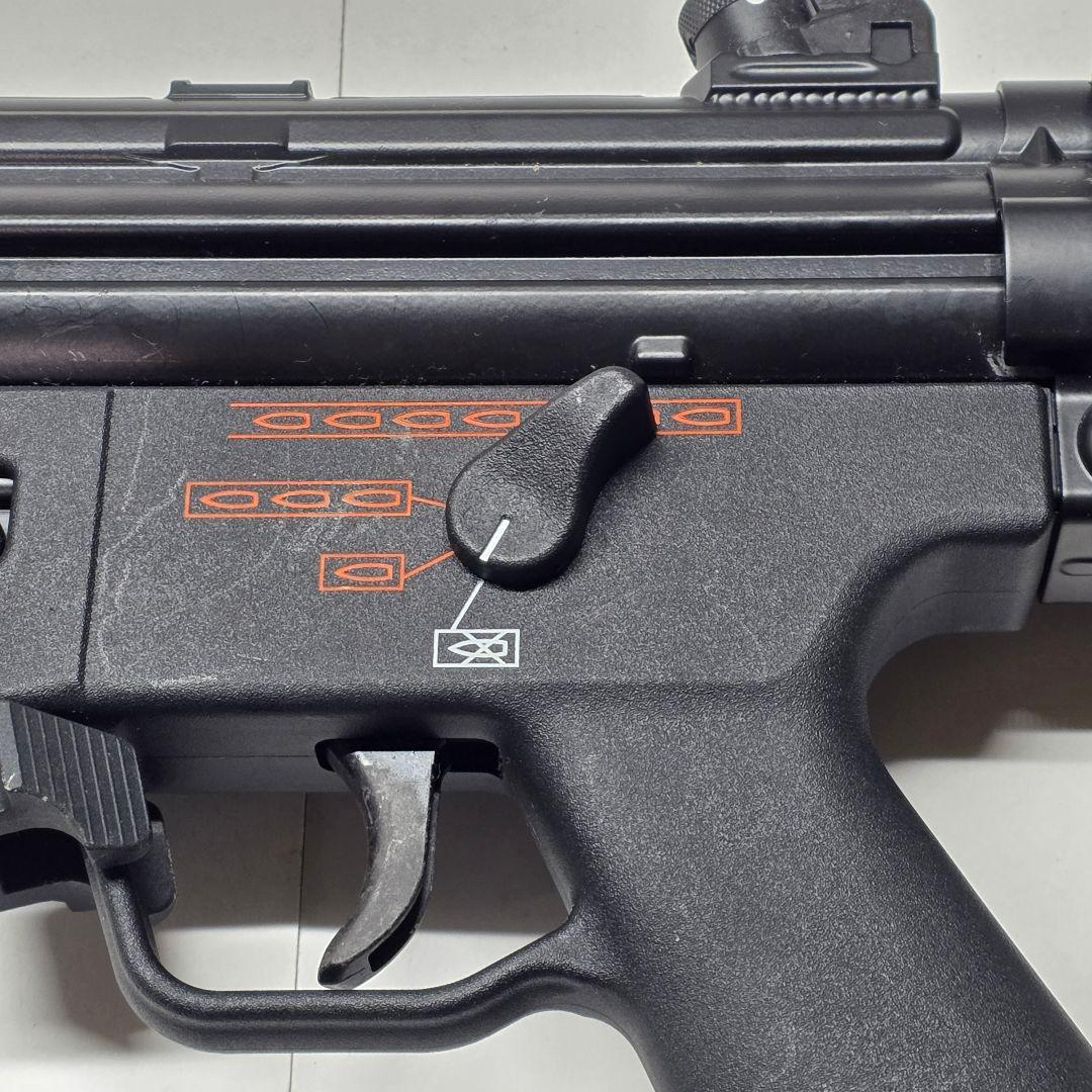 【予備マガジン・オプションバーツ付き】東京マルイ MP5 A5