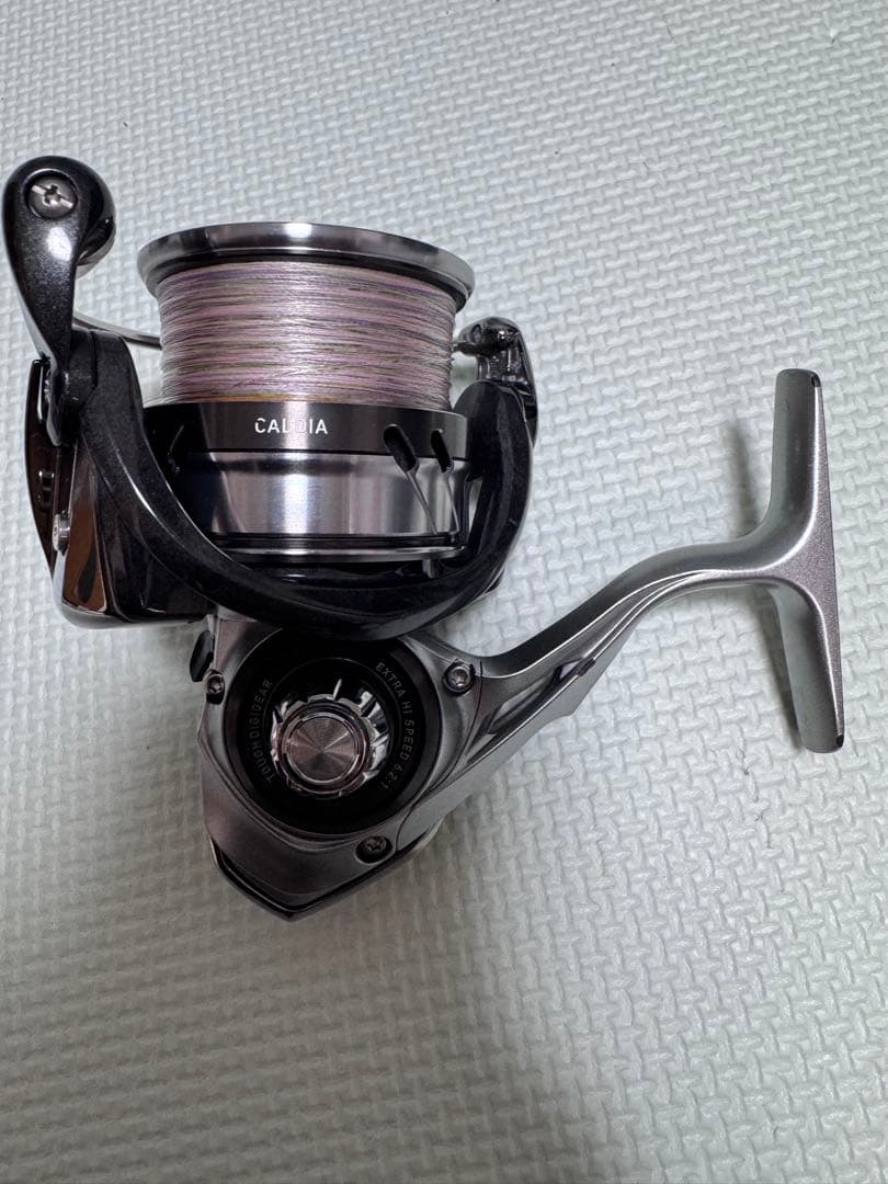 Daiwa カルディアLT5000CXH リール 収納ケース付き