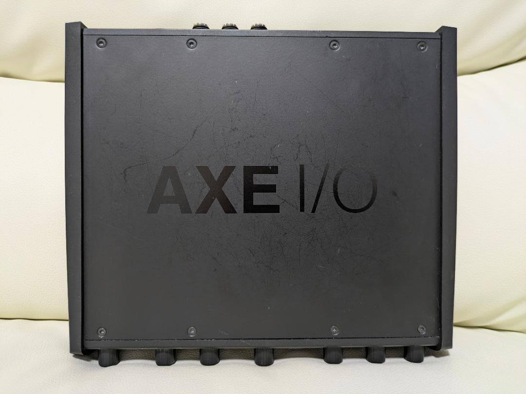 IK Multimedia AXE I/O オーディオインターフェイス