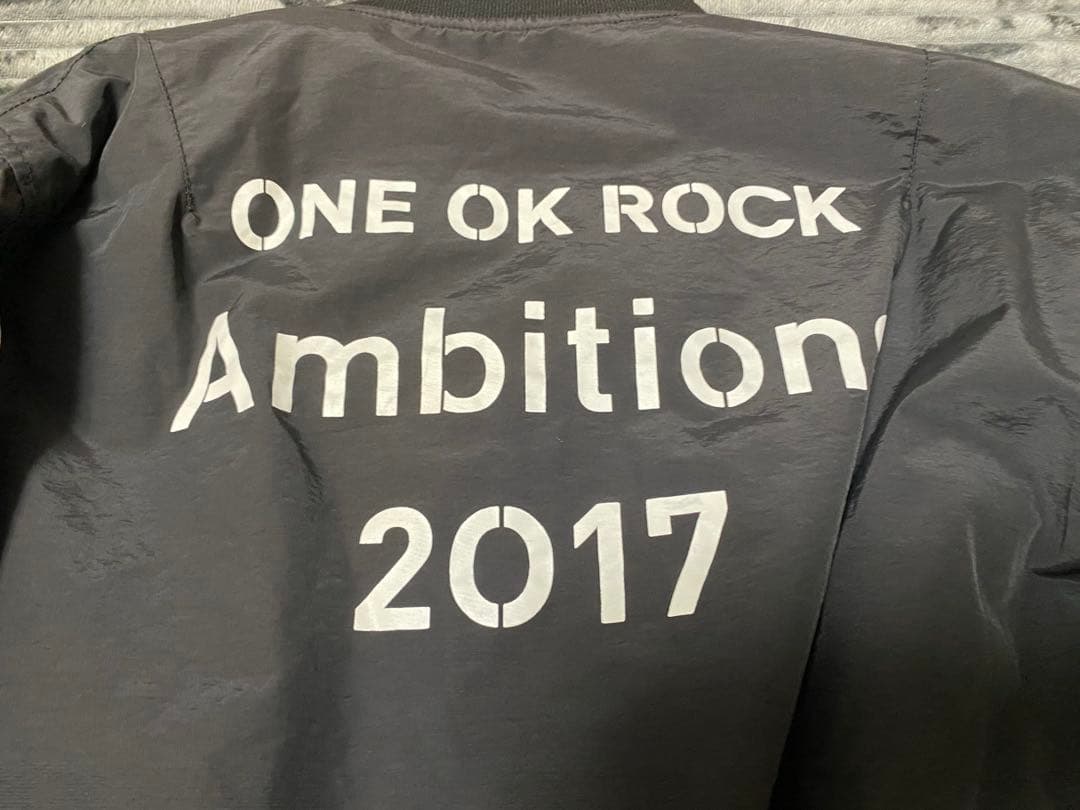 ONE OK ROCK Ambitions 2017 ジャパンツアージャケット