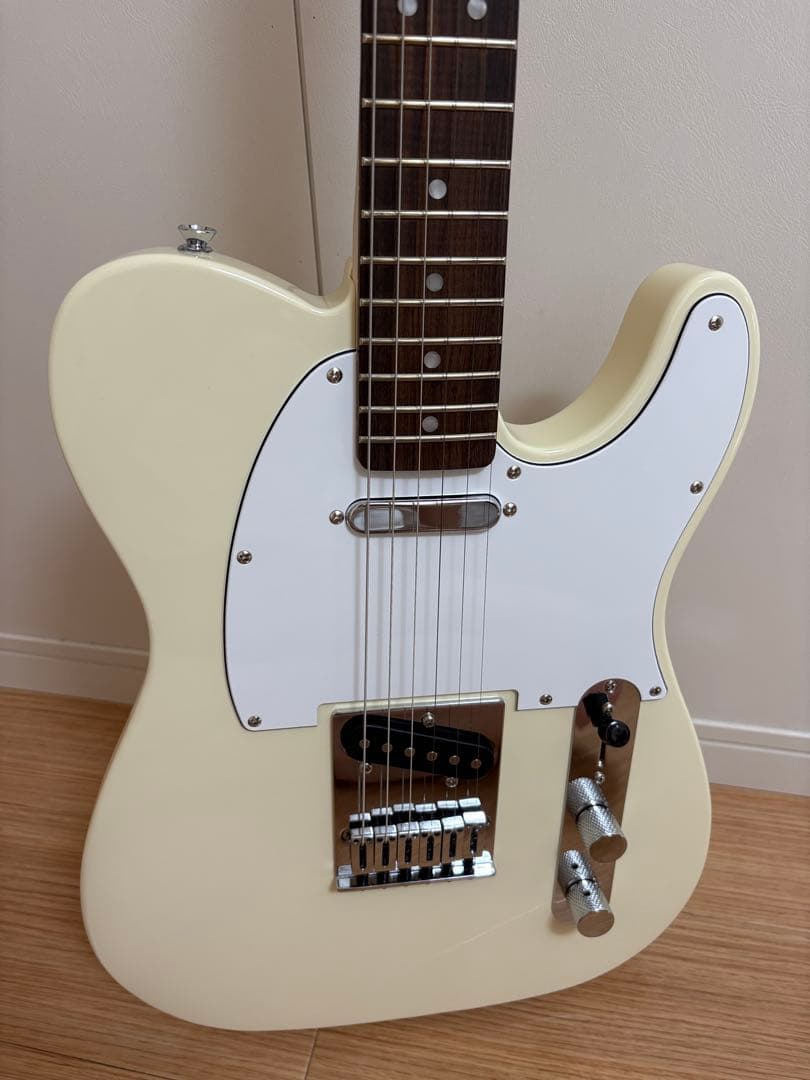 Squier by Fender Telecaster テレキャスター ホワイト