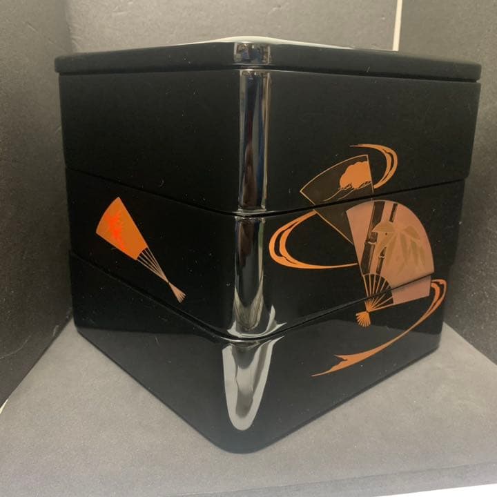 天然木 うるし塗り 漆塗 三段重箱 扇面蒔絵 三段 重箱