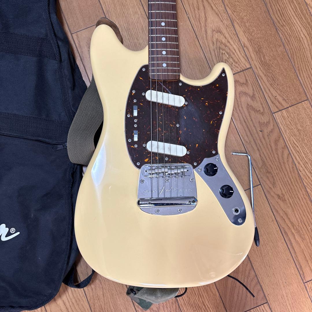 希少　エレキ　fender japan mustang フェンダー　ムスタング