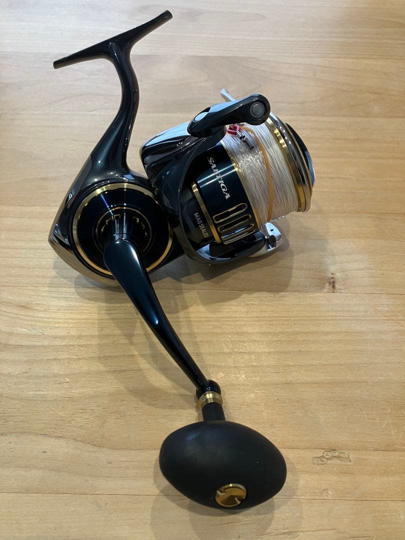 25 ソルティガ　DAIWA SALTIGA 10000-H スピニングリール