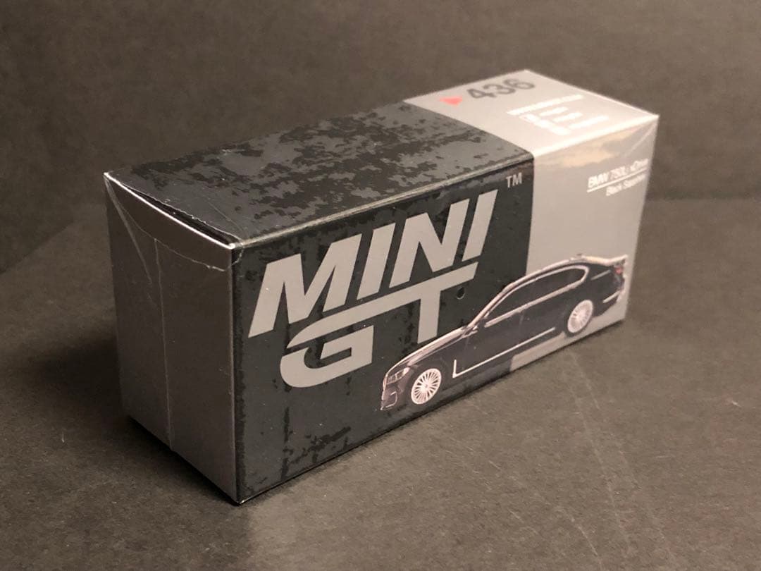 MINI GT 1/64  750Li xDrive ブラック