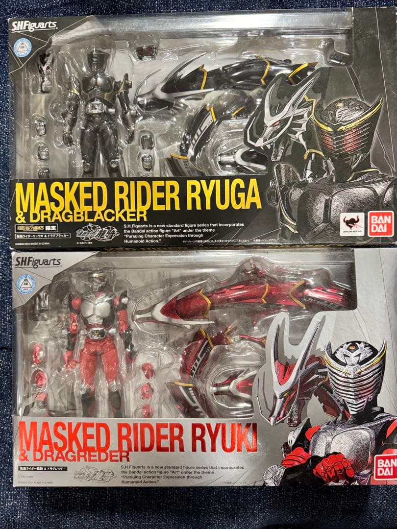 S.H.Figuarts 仮面ライダー龍騎＆リュウガ