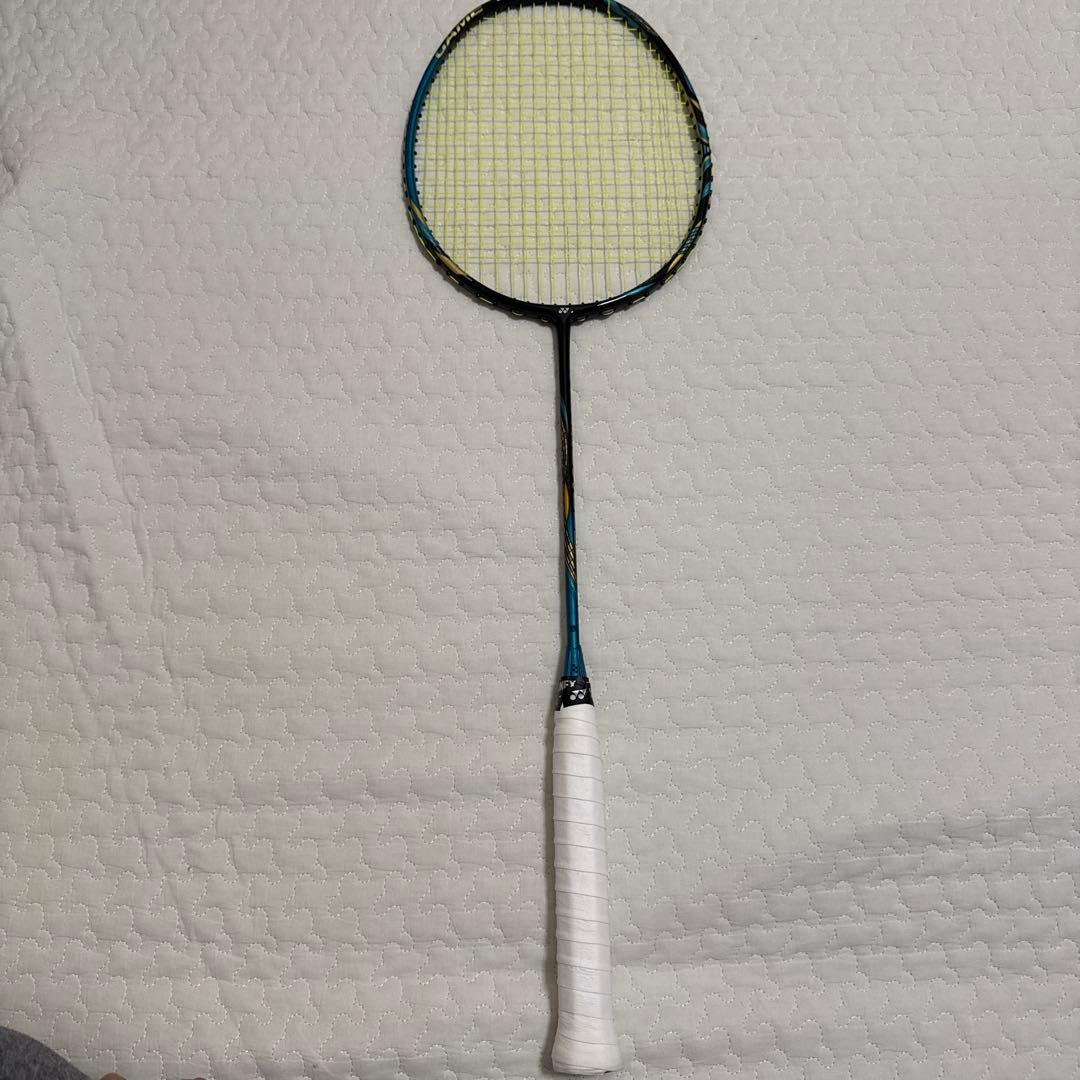 YONEX ヨネックスバドミントンラケット　アストロクス88s ゲーム