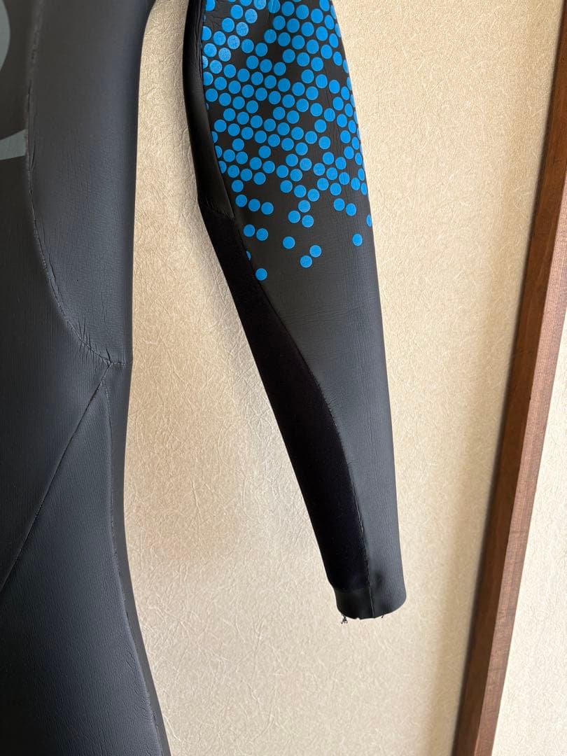 blueseventy ブルーセブンティー pivotウェットスーツ （SMT）