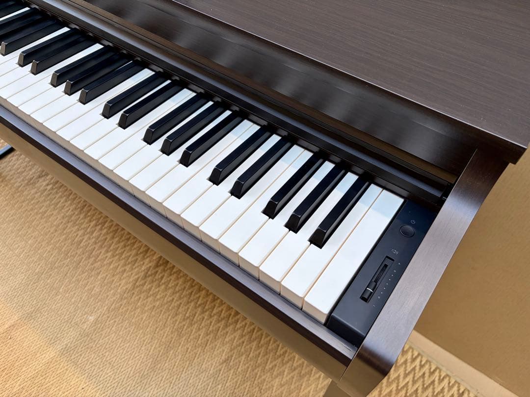 ①【送料無料】KAWAI CN29 デジタルピアノ 椅子付き 2019年製