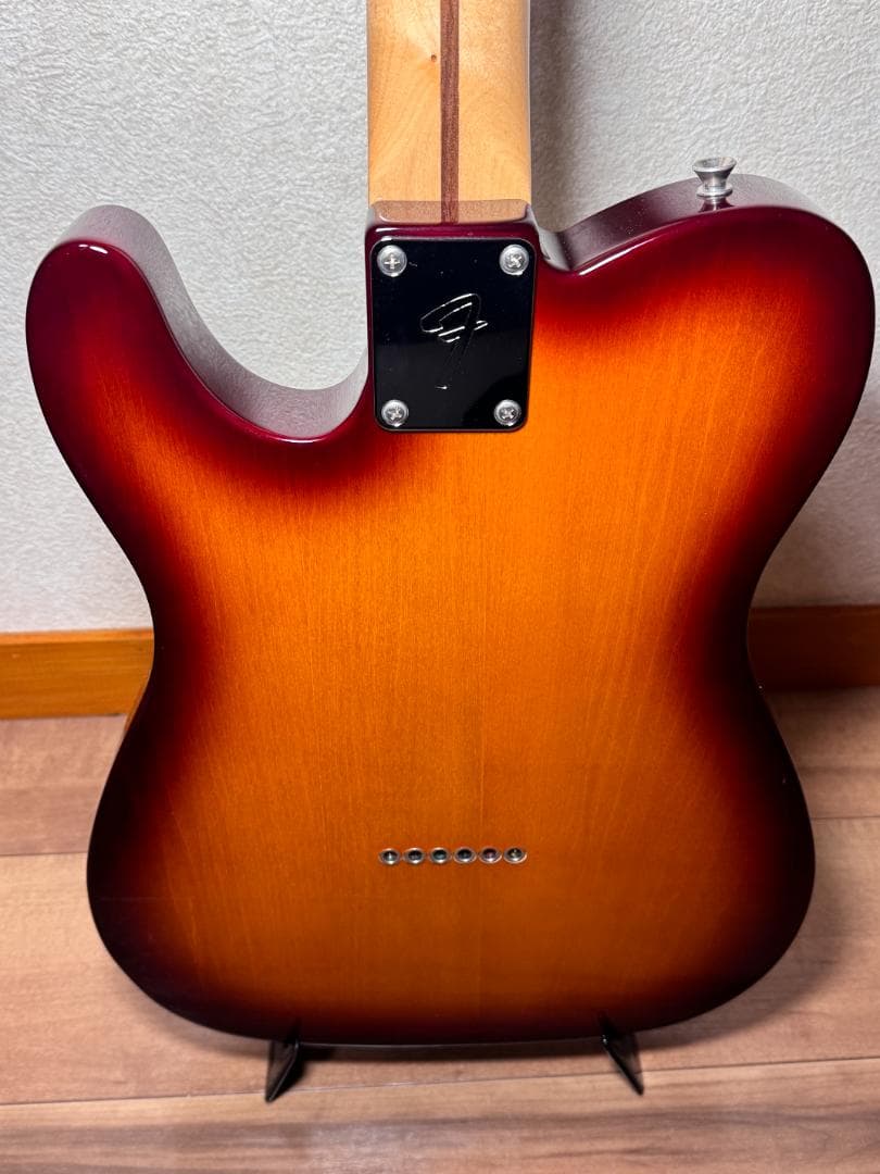 Fender リミテッドインターナショナルカラー テレキャスター