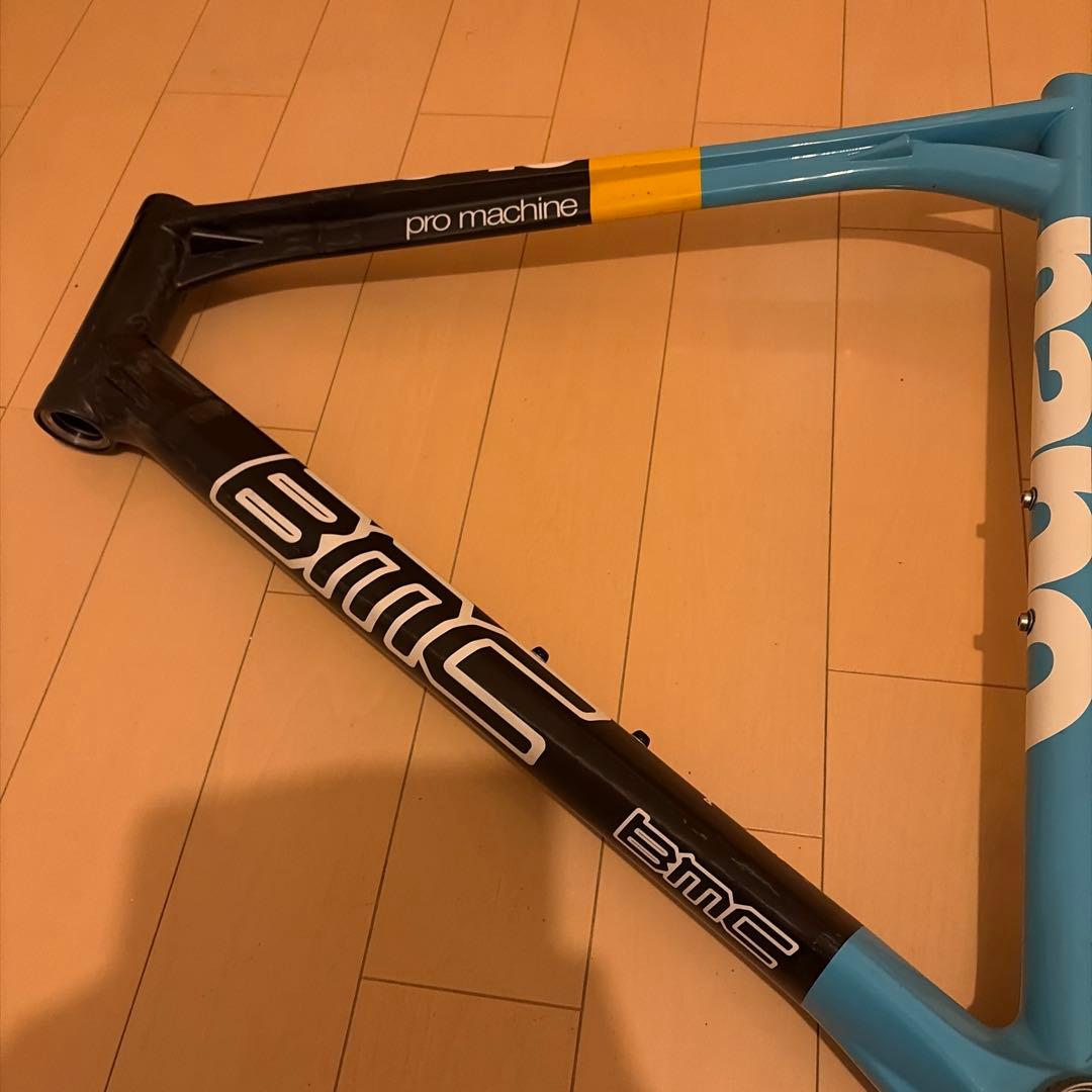 BMC pro machine カーボンフレーム