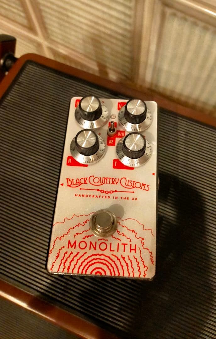 LANEY/MONOLITH ディストーション