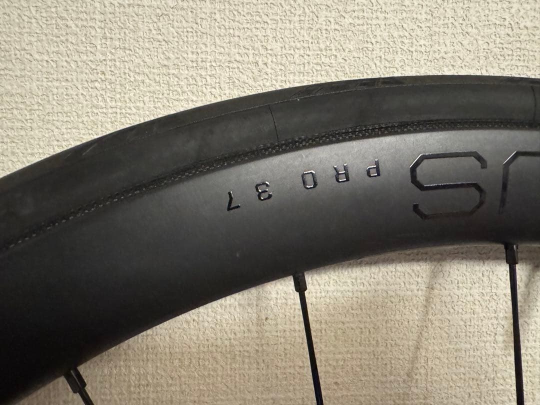 パーツ BONTRAGER AEOLUS RRO 37