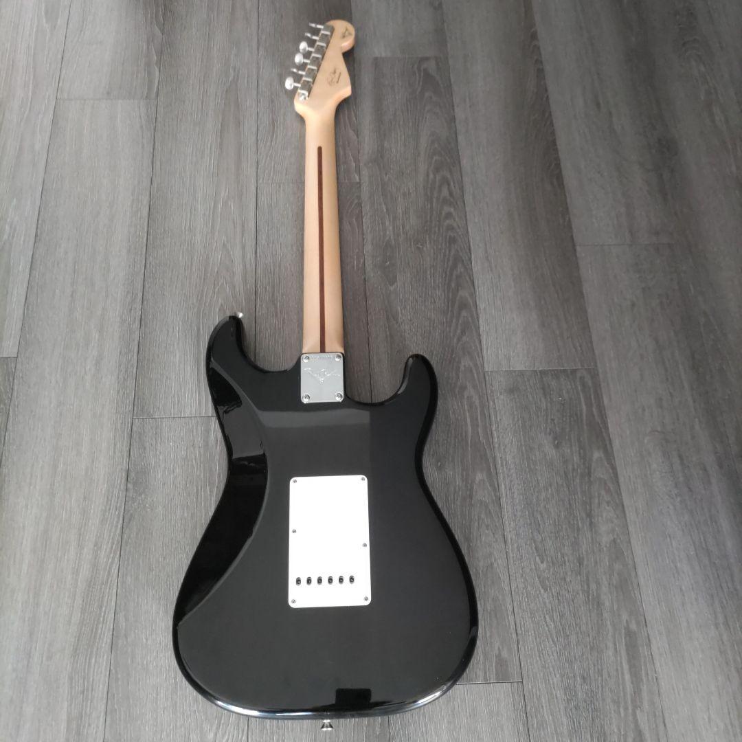 ギター　レフティ　Fender　エリック・クラプトン　ブラッキー