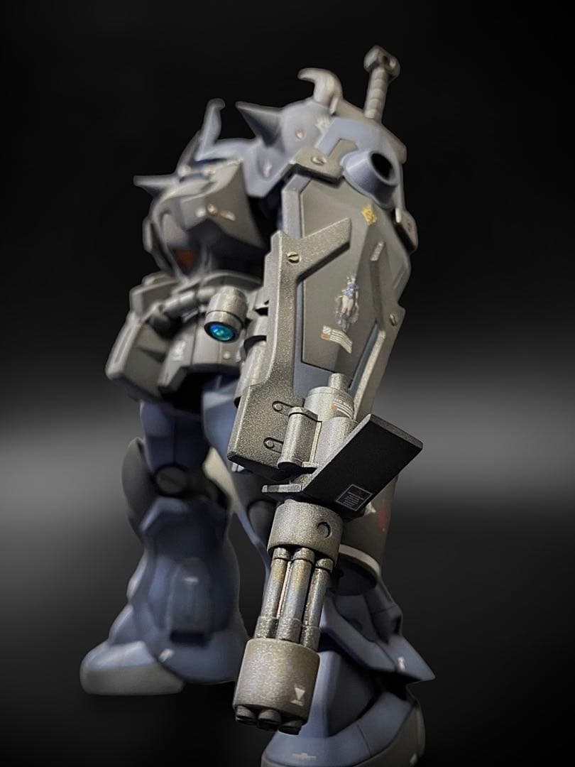 HGUC 1/144 グフカスタム　全塗装　改造　完成品