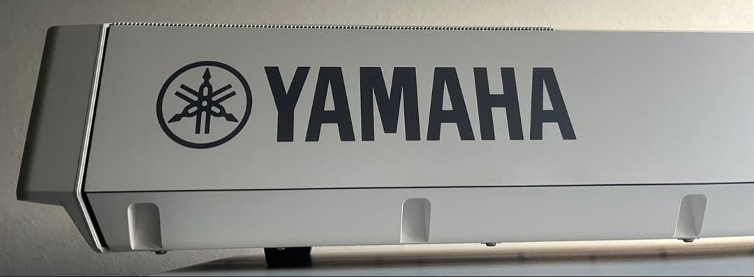 ヤマハ YAMAHA P-525 ホワイト 電子ピアノ 88鍵盤 1点