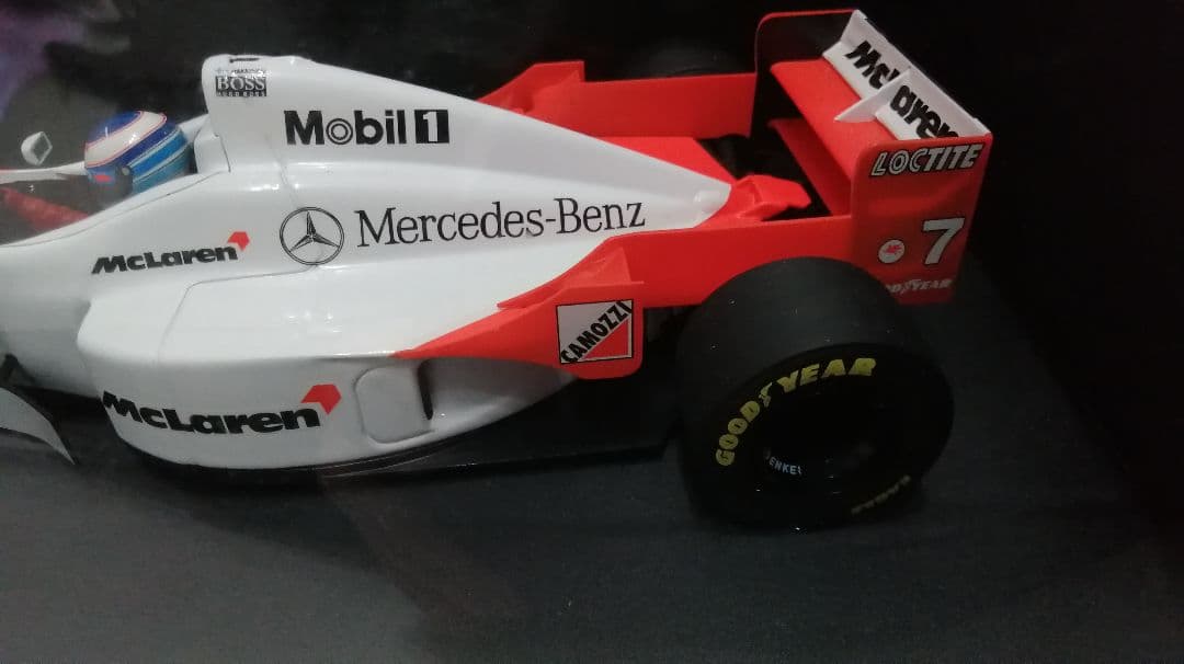 ポールズモデルアート マクラーレン メルセデス MP4/11 ミカハッキネン