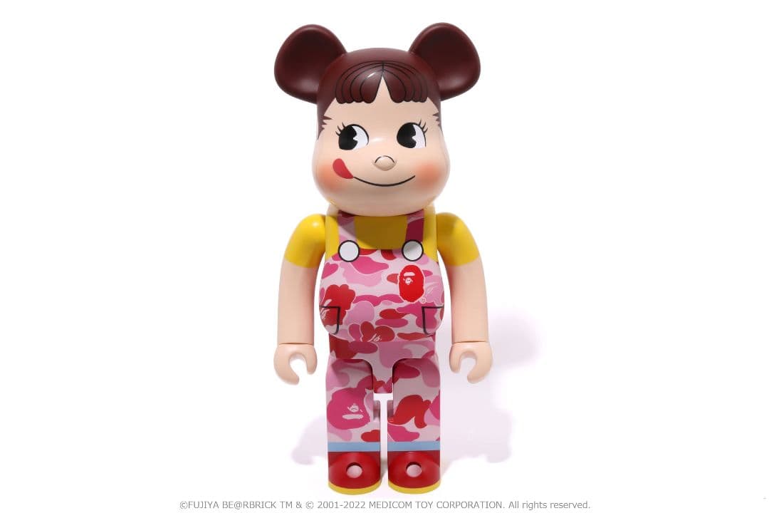 ベアブリック　BE＠RBRICK　BAPE® × ペコちゃん1000%