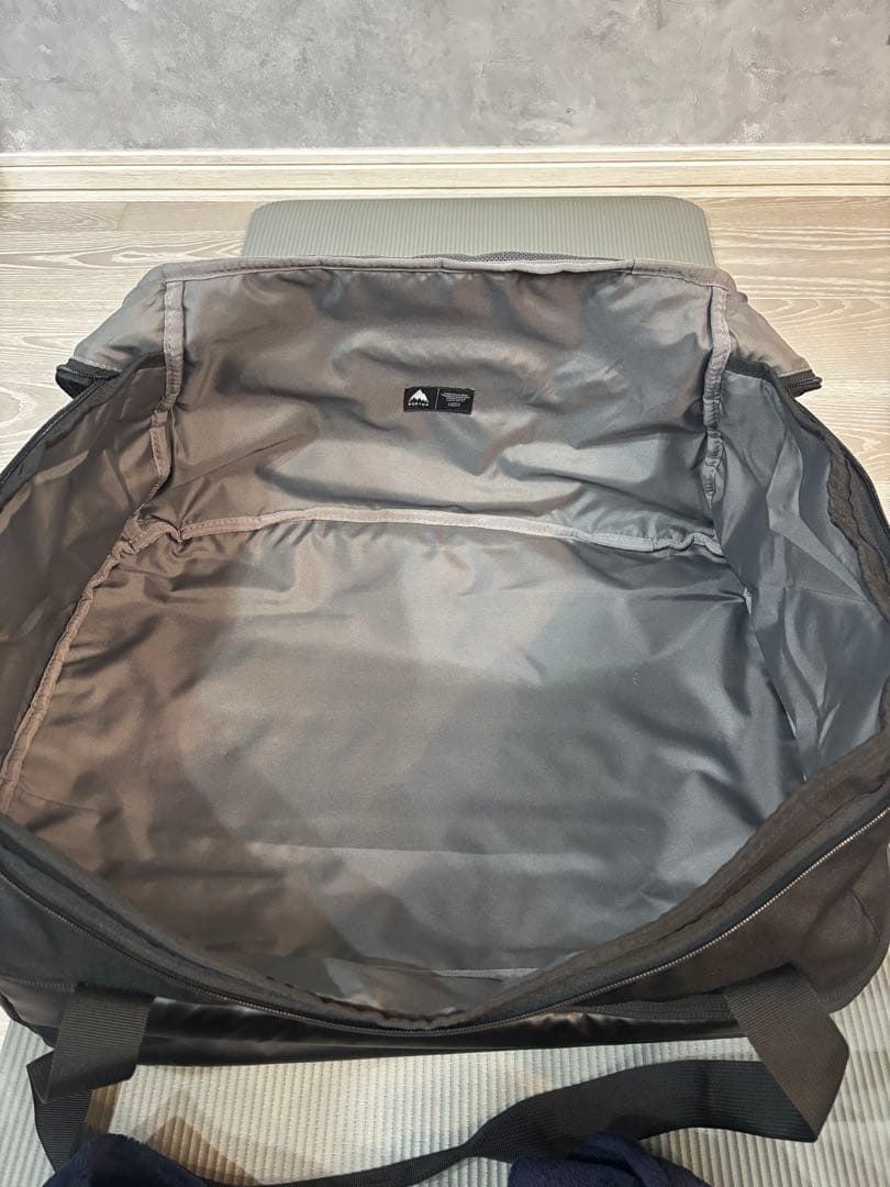 Burton バートン 70L ダッフルバッグ
