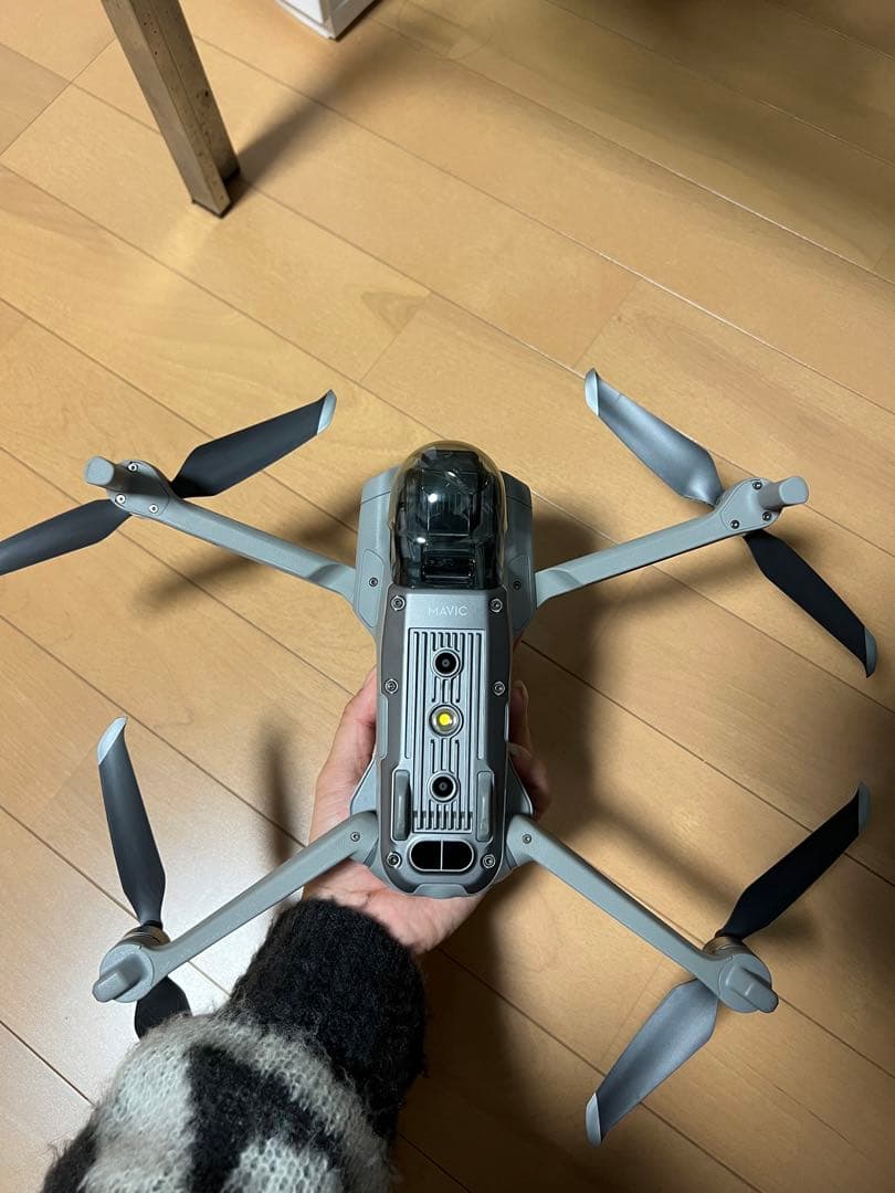 ホビーラジコン DJI MAVIC AIR2
