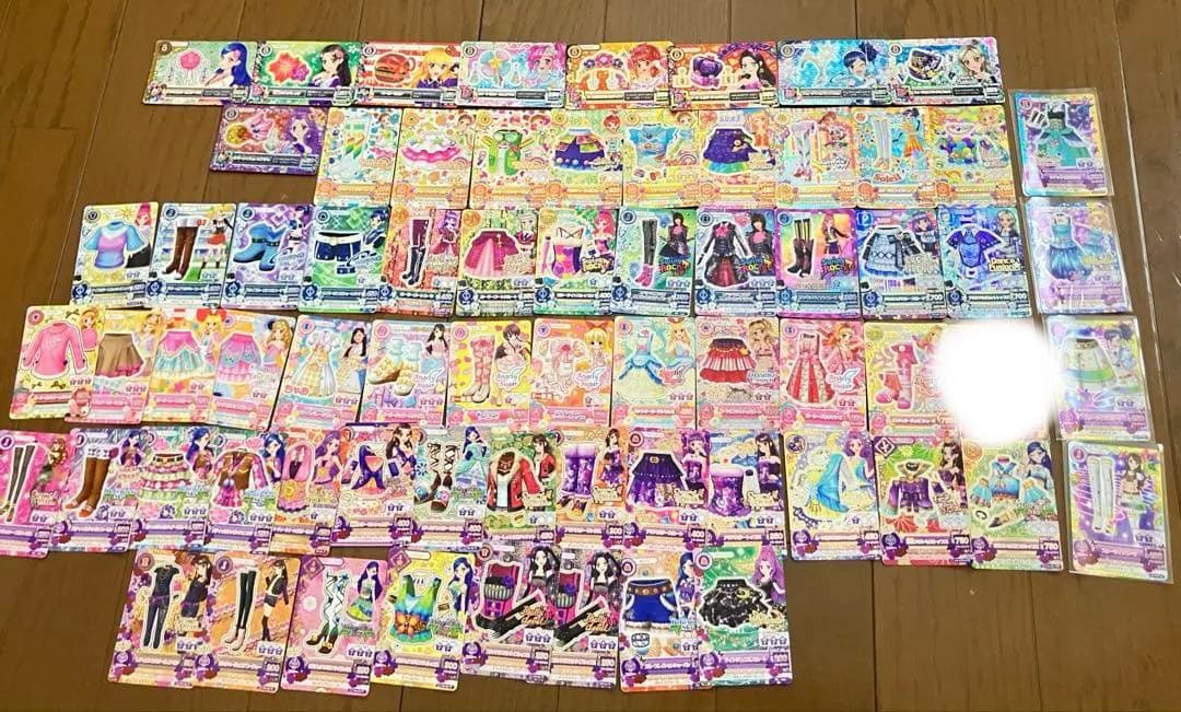 【最終値下げ‼️】アイカツ アイカツカード 約69枚 まとめ売り