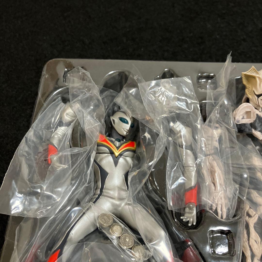 イーヴィルティガ キリエロイド アルティメットルミナス ウルトラマン
