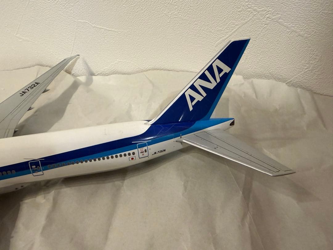 ANA Boeing 777-300ER 1:200モデルJA732A