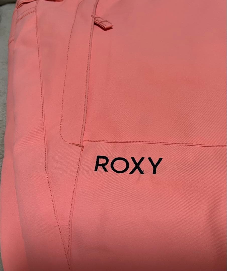 【美品】ROXYスキースノーボードウェア上下セット (サイズ上L・下M)