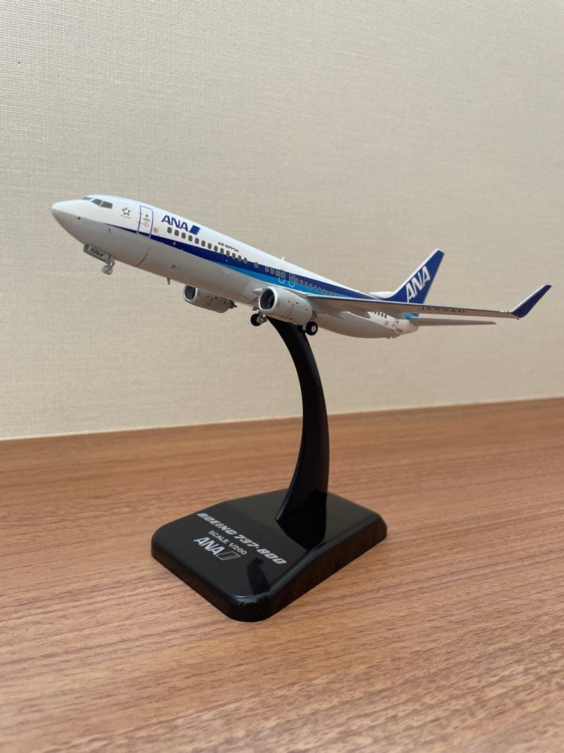 AIR NIPPON塗装 Boeing 737-800 スケール1:200