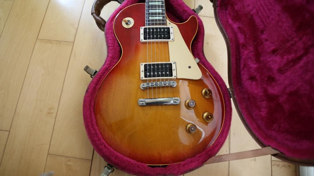 Gibson 1990年 Les Paul Classic 4桁シリアル　激レア
