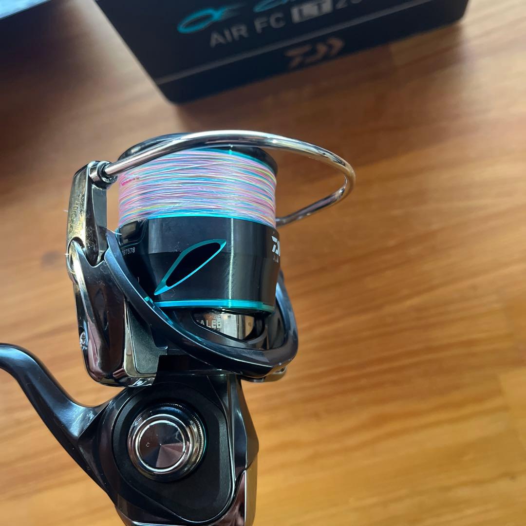 Daiwa エメラルダス fc LT 2500S スピニングリール