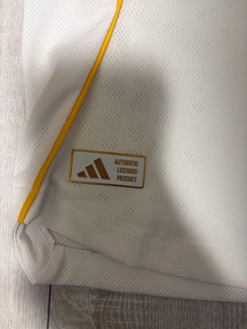 最終値下げ❗️Real Madrid adidas カマヴィンガ オーセンティック