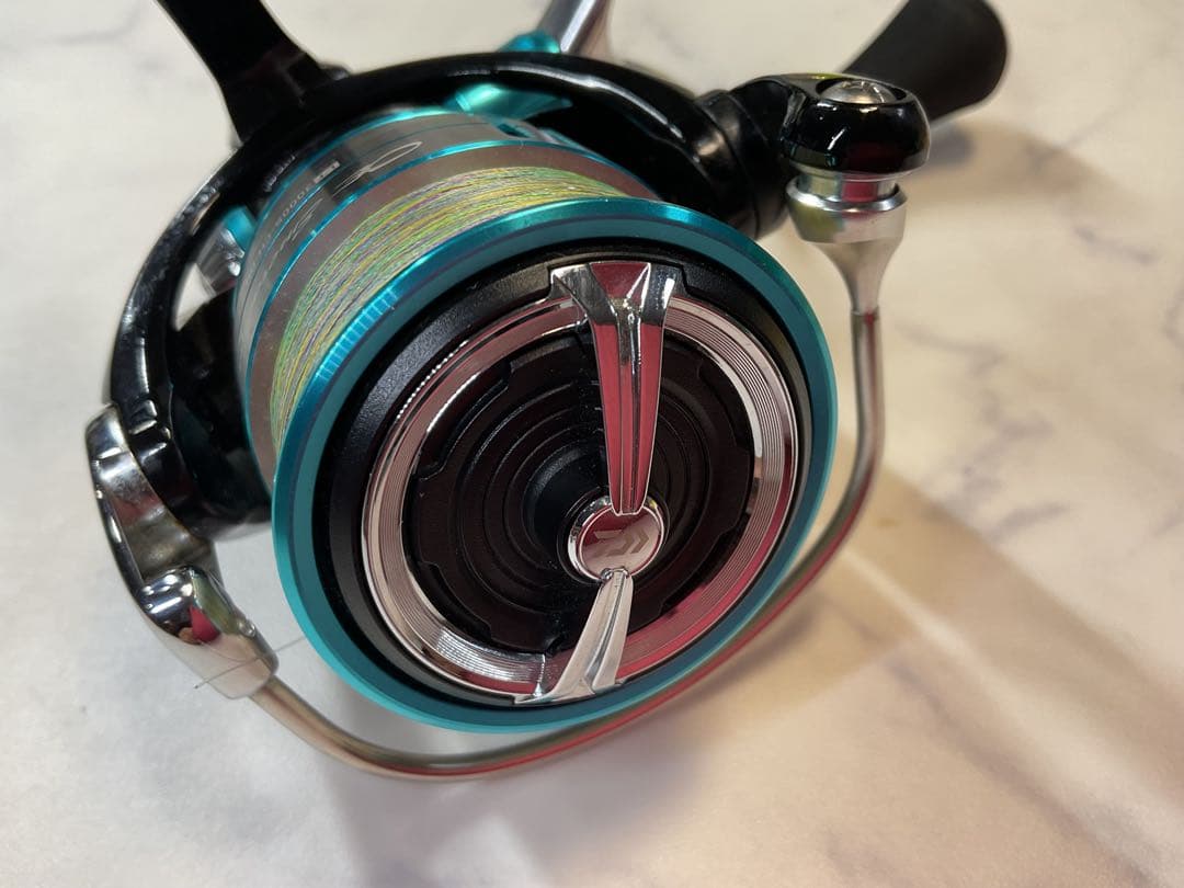 DAIWA ダイワ 19エメラルダス LT3000S-CH-DH