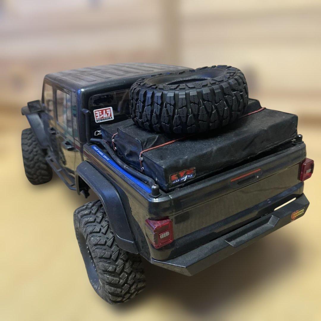 Axial SCX10III Jeep Gradiator クローラーラジコン
