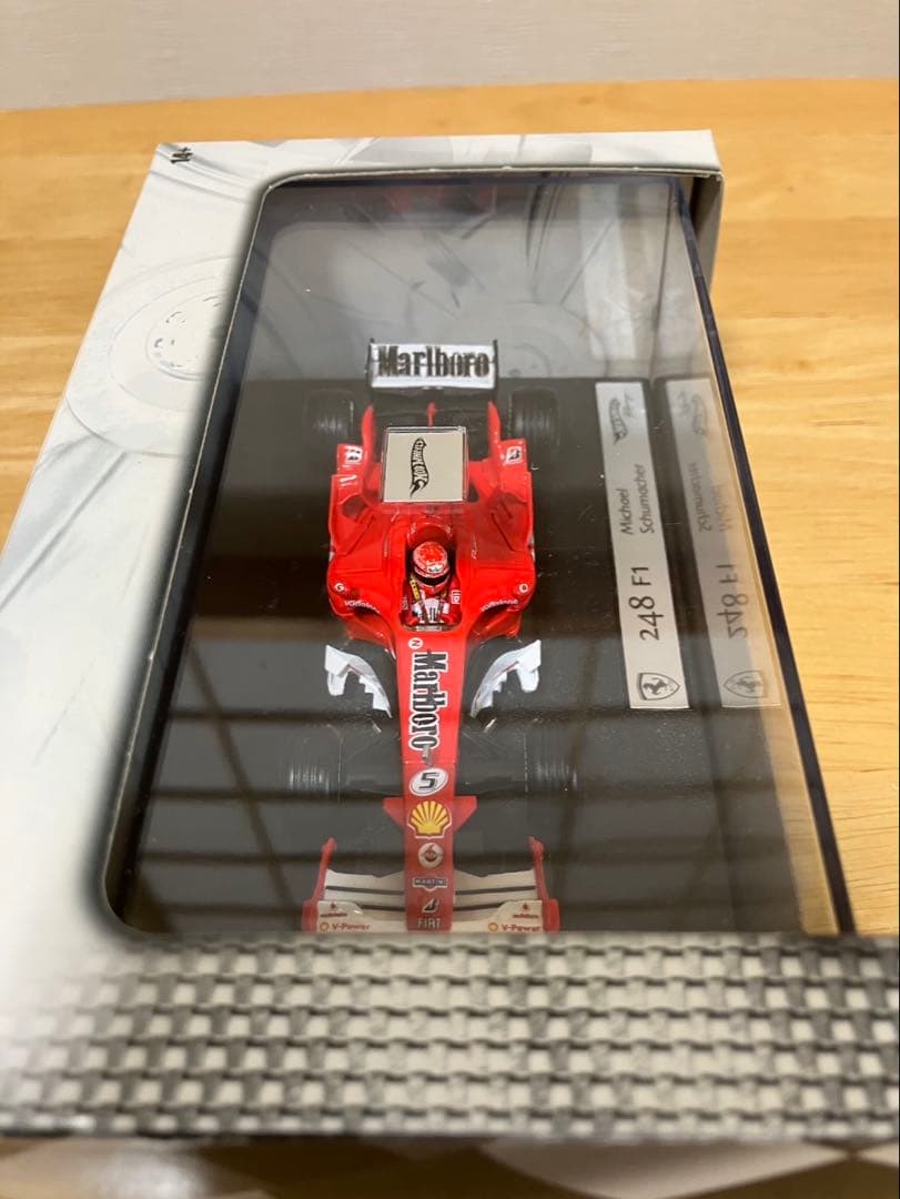 1/43F1ホットウィールフェラーリ248F1 M.シューマッハ マルボロ