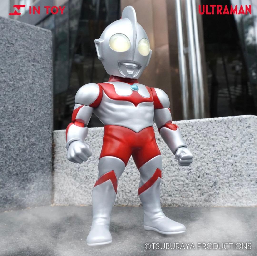 IN TOY イントイ ミドルサイズフィギュア ウルトラマン