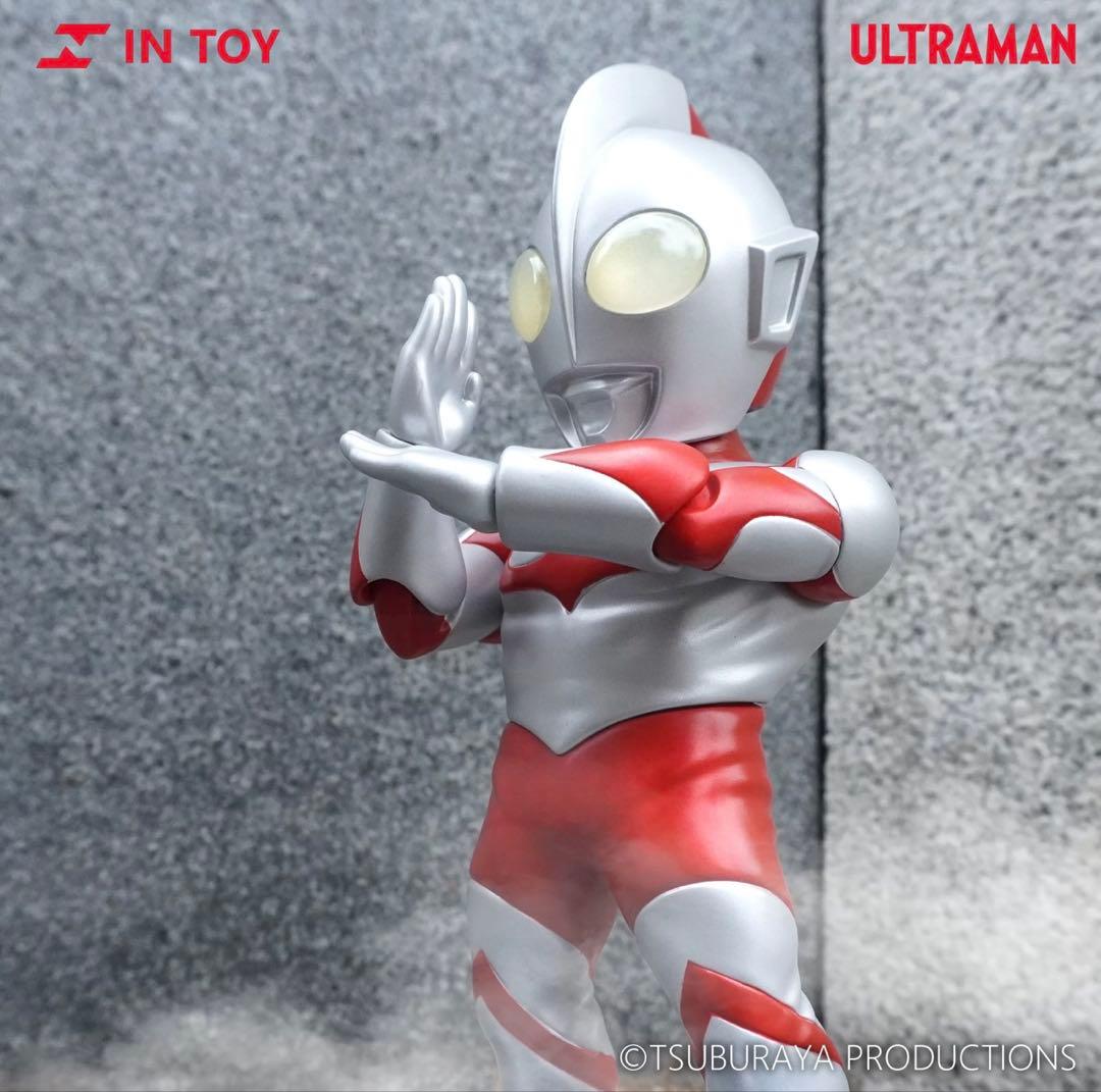 IN TOY イントイ ミドルサイズフィギュア ウルトラマン