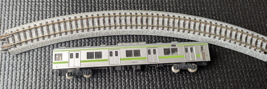 Nゲージ鉄道模型 グレーとグリーン